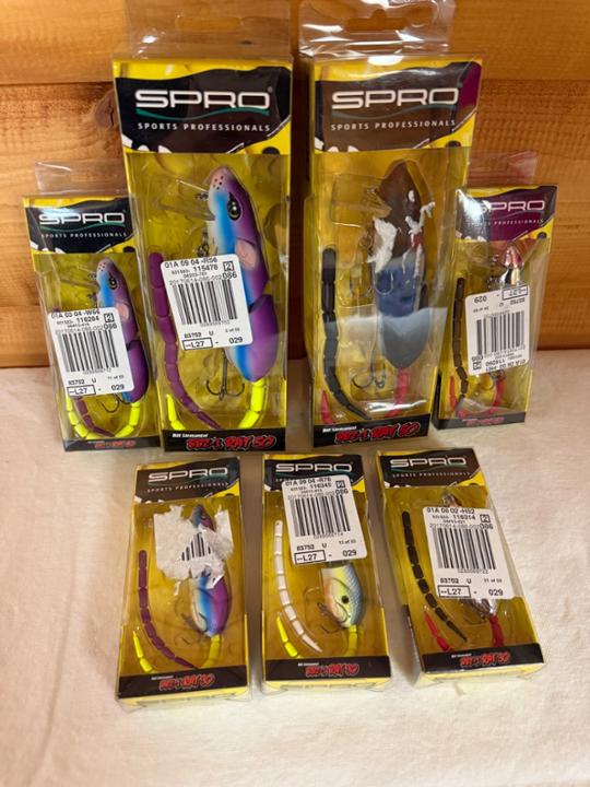 Muskie Bucket #1 - 7 lures | Powered by Givergy